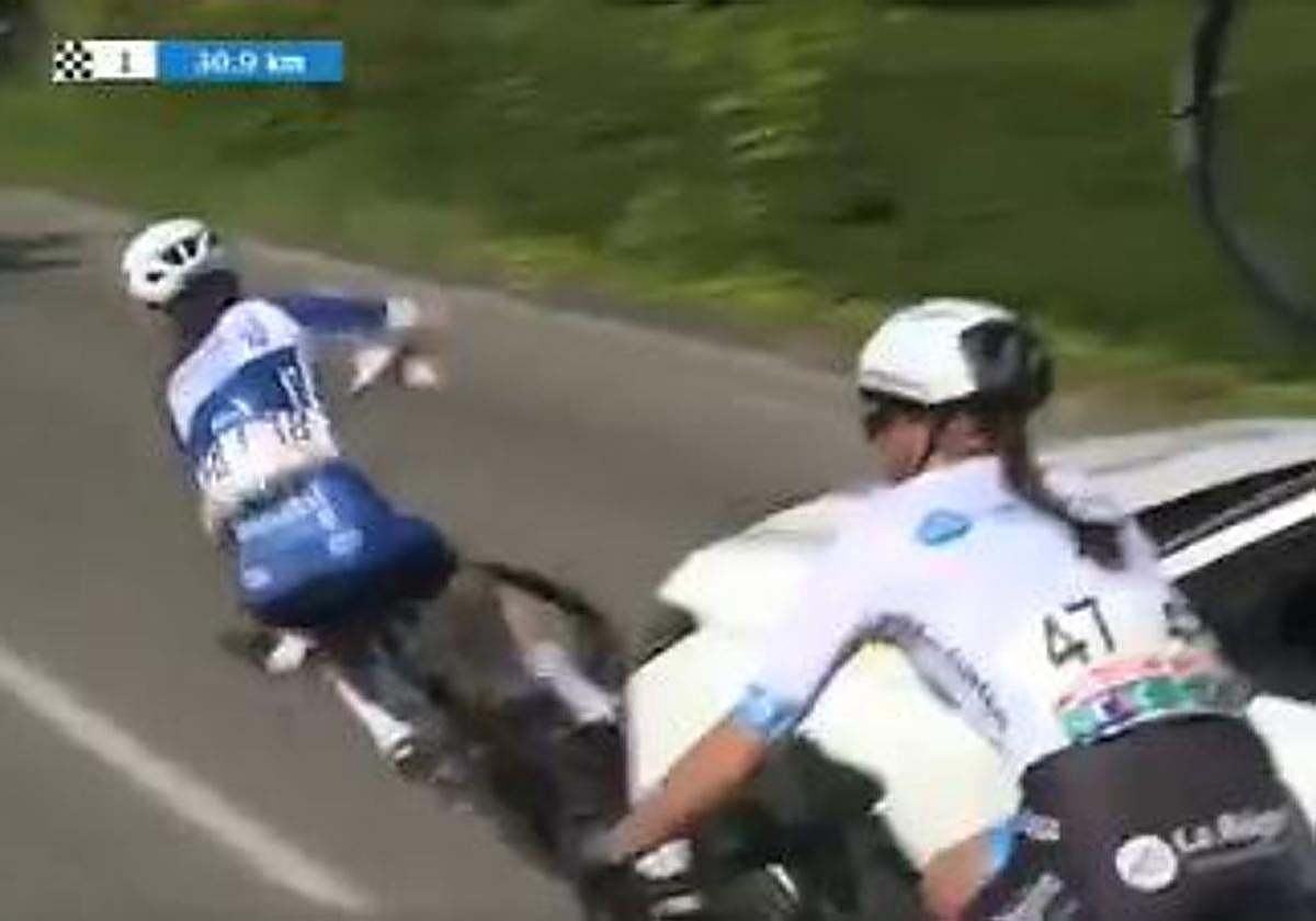 Grave Accidente En Una Carrera Ciclista Un Director De Equipo